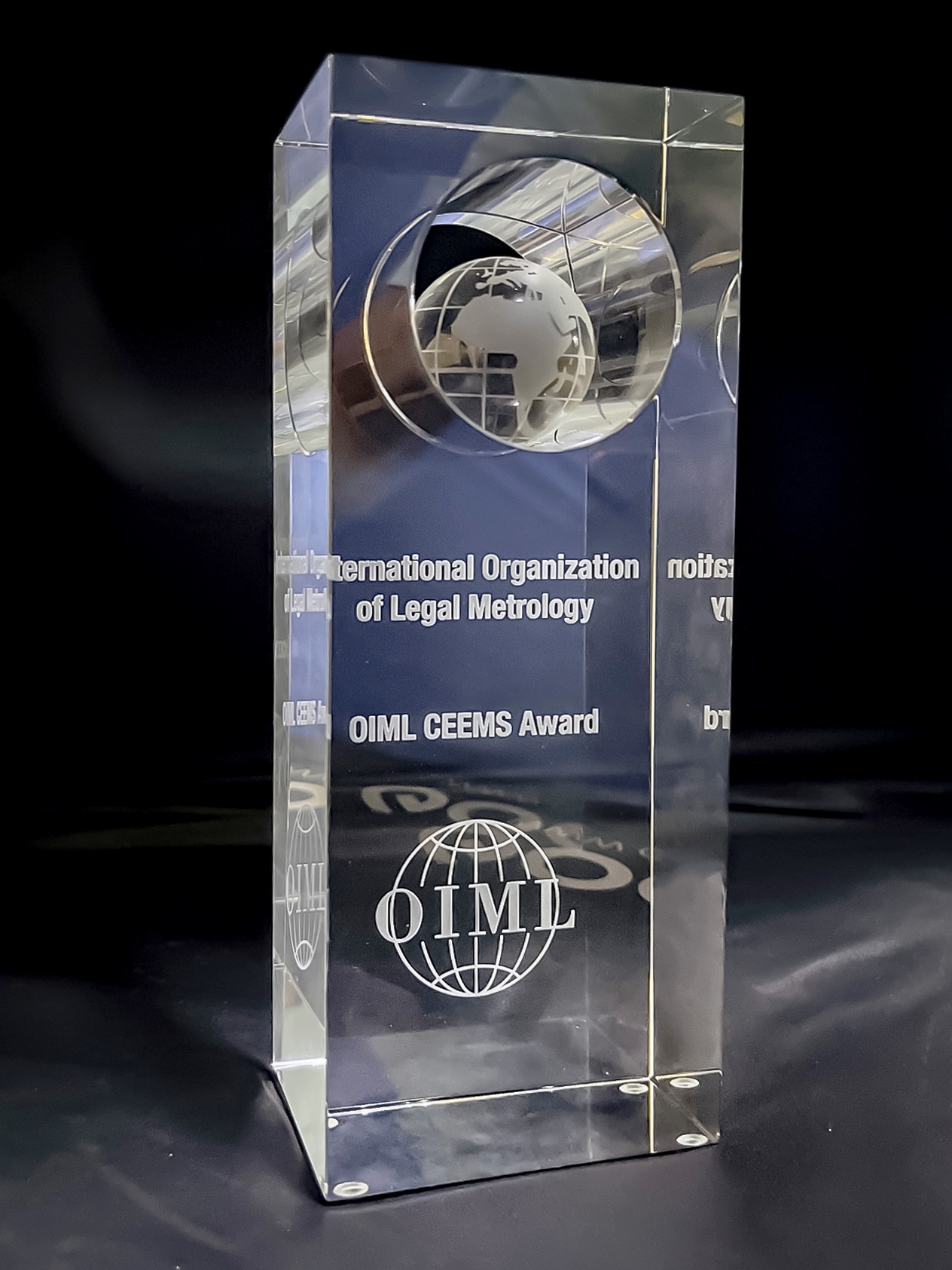 Guyana Cops International Award for Contribution to Metrology - CROSQ